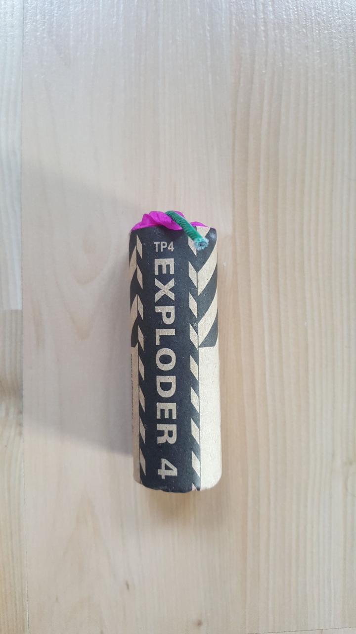 FEUERWERK.net Datenbank | Tropic Fireworks Exploder 4