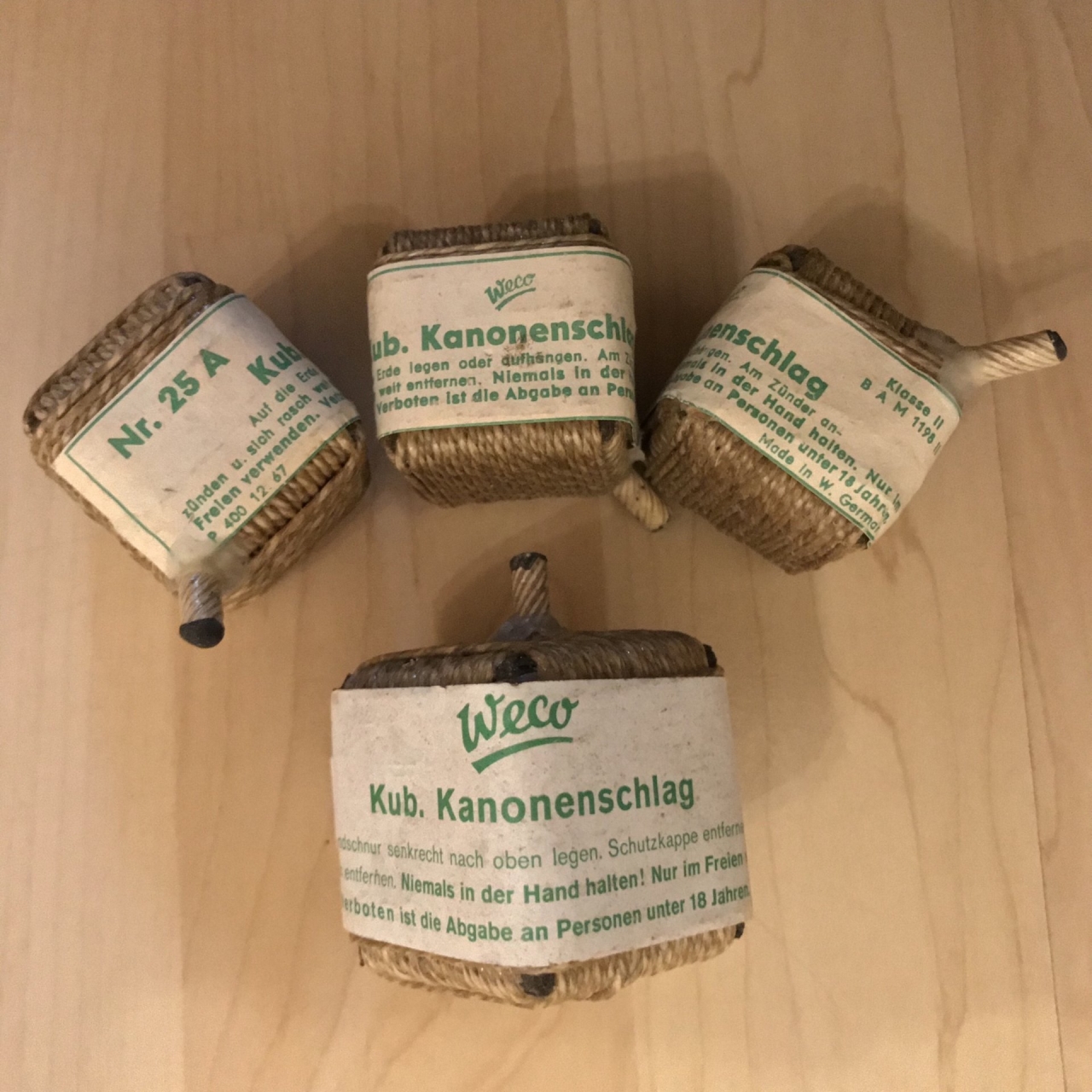 FEUERWERK.net Datenbank | Weco Feuerwerk Kub. Kanonenschlag [Art. 25 B ...