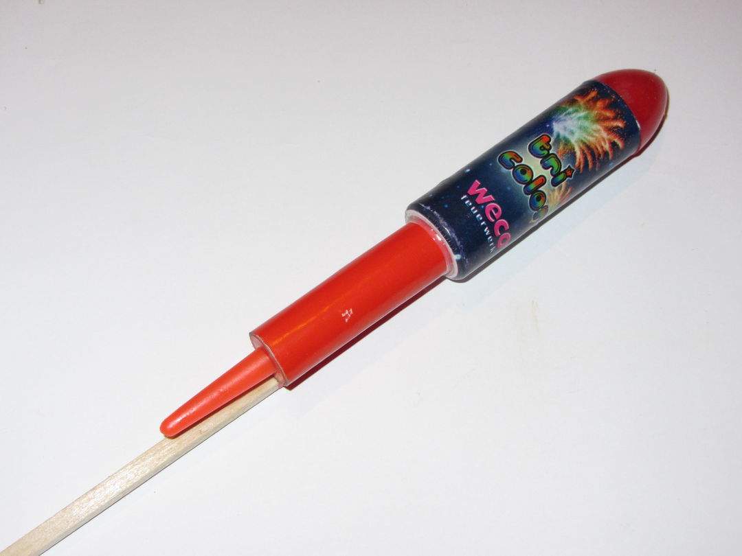 FEUERWERK.net Datenbank | Weco Feuerwerk Tri-Color-Rakete