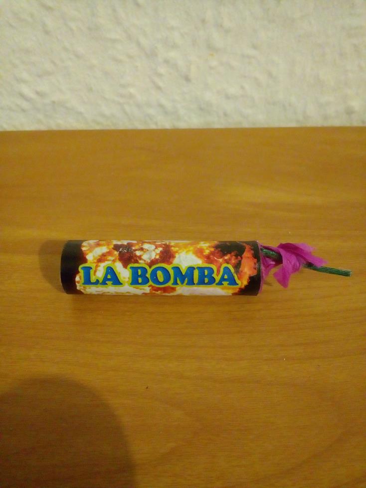 FEUERWERK.net Datenbank | PyroFactory La Bomba