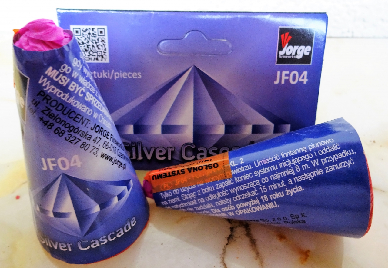 FEUERWERK.net Datenbank | Jorge Fireworks Silver Cascade 2er