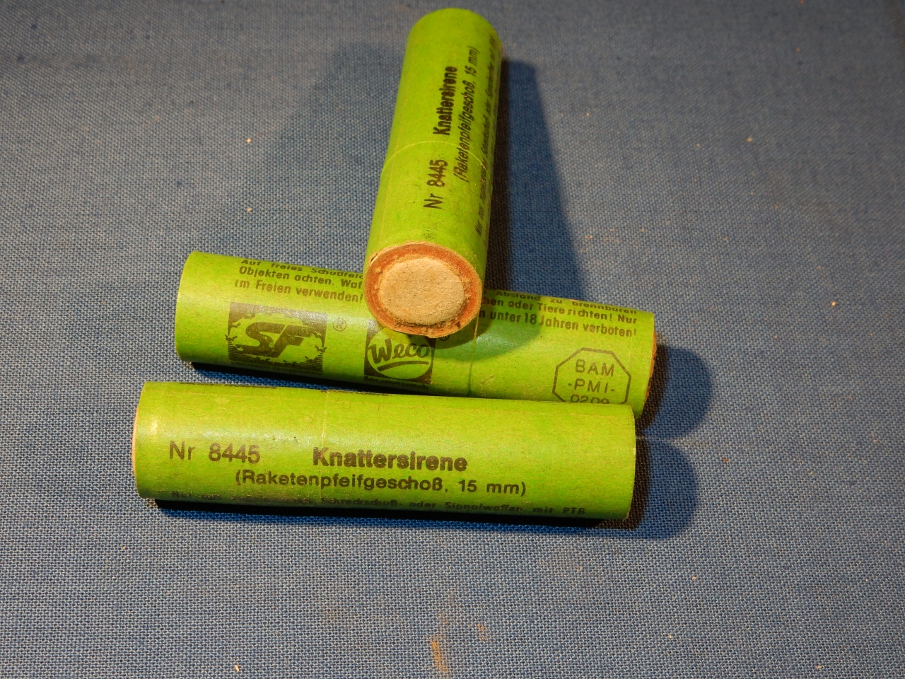 FEUERWERK.net Datenbank | Weco Feuerwerk Knattersirene (Pyroshot)